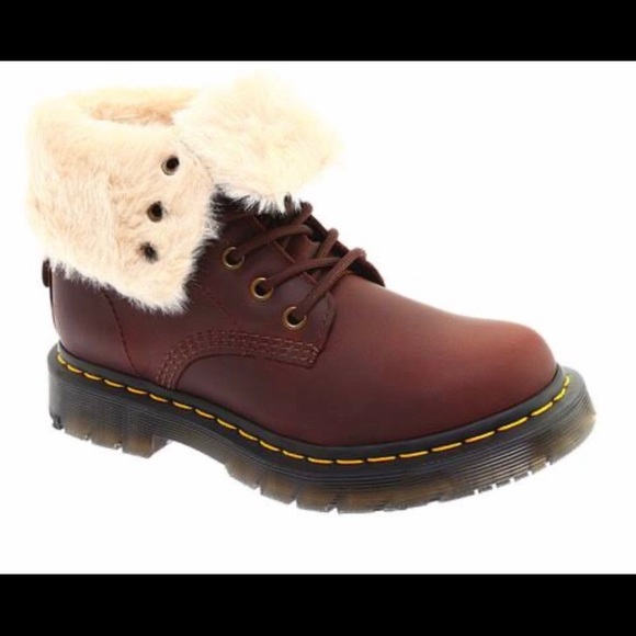 Dr. Martens | Shoes | 46 Womens Faux Fur Lined Lace Up Boots | Poshmark